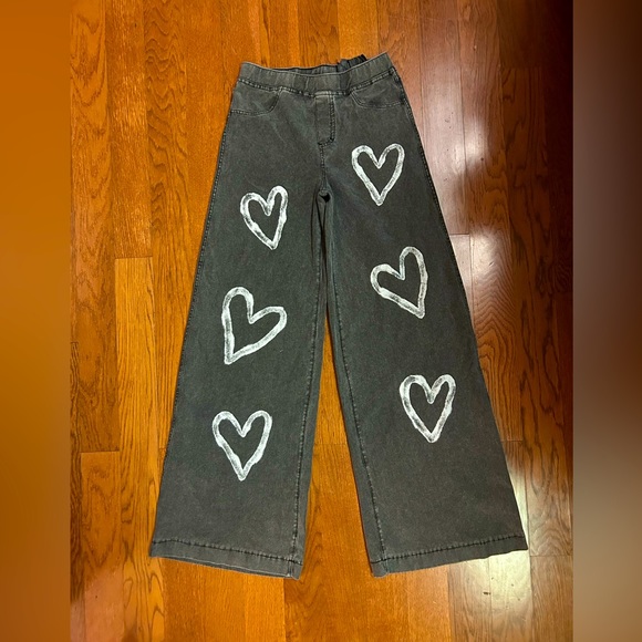 H&M | Bottoms | Hm Wide Legged High Rise Heart Design Pants Size Girls ...